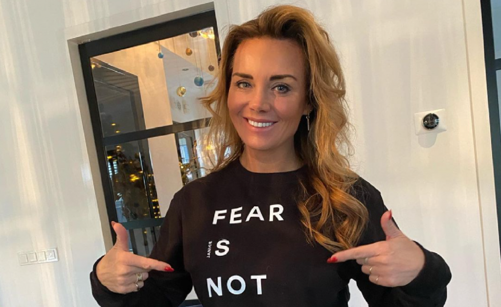 Show Magazine - Pagina 192 van 238 - Hét Online Shownieuws Magazine van ...