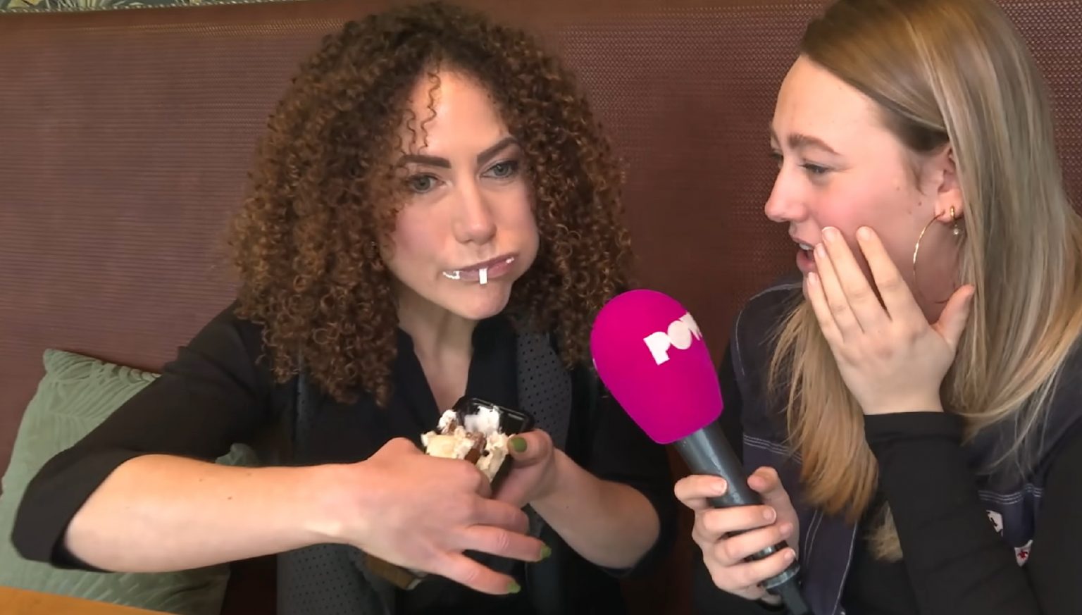 Frikandellenkoningin introduceert Frikandel met softijs en uitjes!