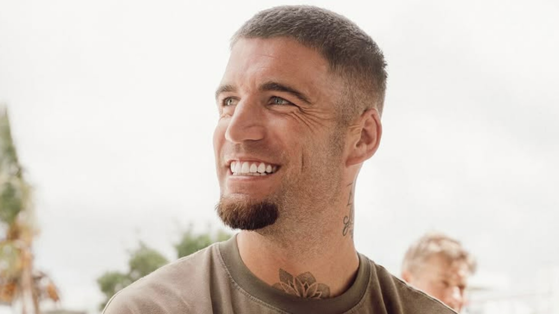 Lars Veldwijk plaatst foto waar véél teveel op te zien is: 'Wat een ...