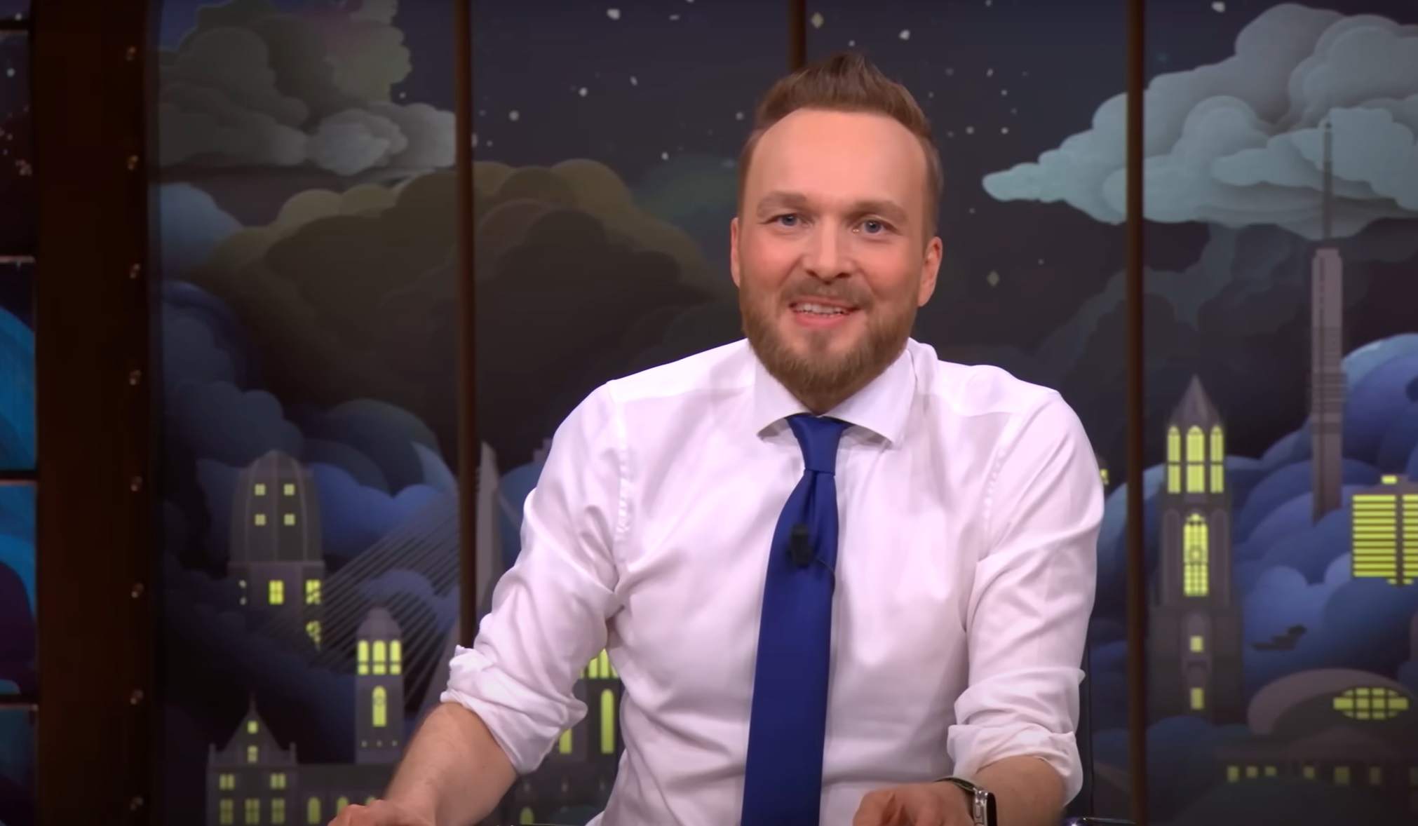 Arjen Lubach na zes weken werken al op vakantie: 'Miljoen euro per jaar en drie huizen gekocht!'